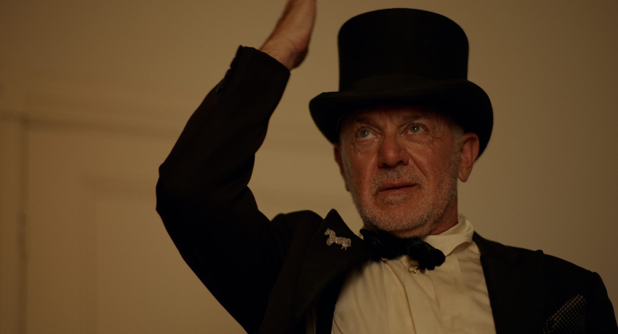 Magician – Andrew Montague